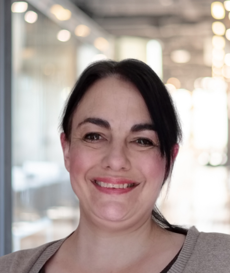 Sarah Bayliss - Jacqueline Webb